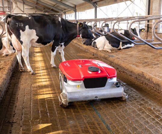 Lely présente l’aspirateur à lisier Discovery Collector C2 - Pleinchamp